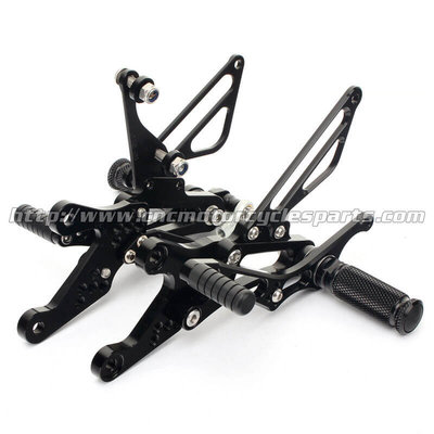 Lightweight Yamaha R1 RearSets , Motorcycle Spare Parts With Laser Printing Logo