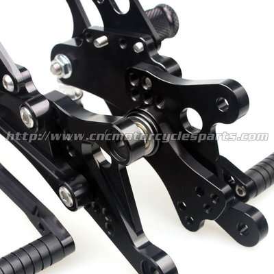 Customized Aluminum Alloy Motorcycle Rear Sets For Yamaha YZF R1 Parts