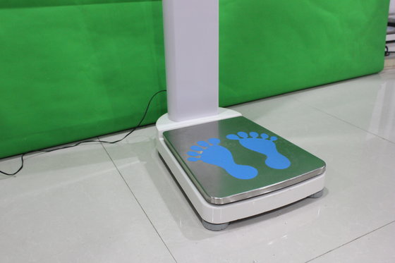 DHM-301 Folding Wireless patient weighing scales / electronic / ultrasonic / with digital display height scale