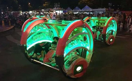 2019 Popular amusement ride happy car moonwalk,kiddie kid electric swing car for sale