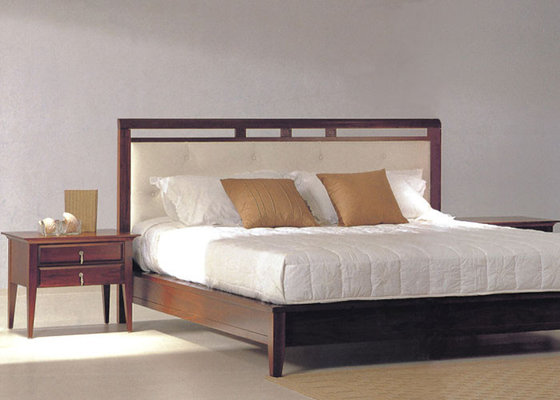 King Size Bedroom Furniture Sets / Solid Hardwood Bedroom Furniture For Hotel Rooms