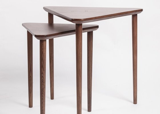 Boreal Europe Style Modern Wooden Coffee Table With Triangle Top Easy Assemble