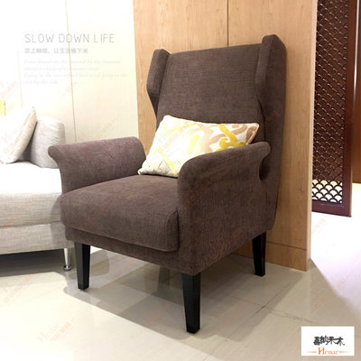 Hotel Scheme Wooden Lounge Chair With Pillow / Commercial Lobby Furniture