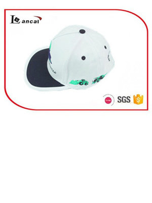 Fashionable 3D Embroidery White Cotton Baseball Caps Hats With Black Visor