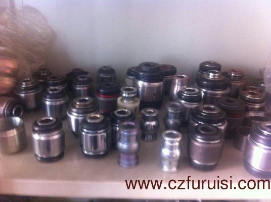 BMW Set of 2 Ball Joints with Snap Rings for Wheel Carrier OEM 33326767748