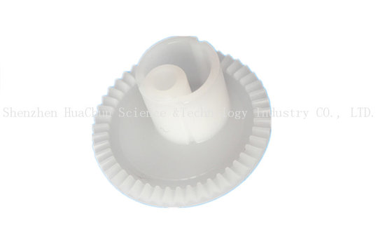 Self - Lubricating CNC Machined Plastic Gears For Models Soft Tooth Surface
