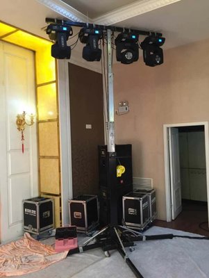 Mobile Heavy Duty Lighting Stand Height 1.8-5.6m Adjustable 150kgs Load Powder Coated Steel Light Truss
