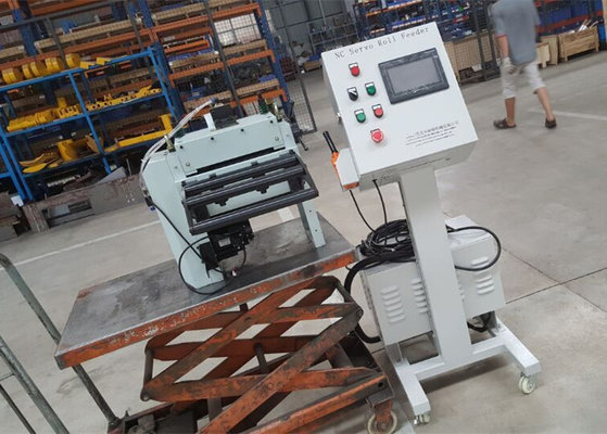 20m/min Feeding Speed  NC Servo Roll Feeder for 0 - 3.0mm Thickness Metal Coil Feeding