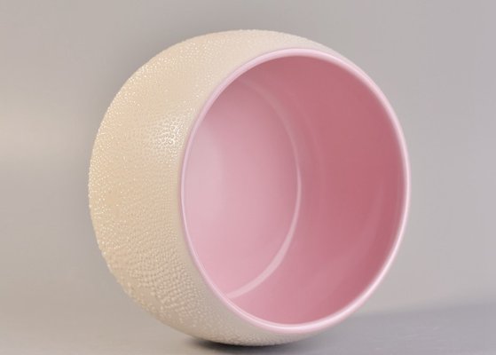 屋内ピンクの内部の陶磁器の蝋燭ホールダーの艶をかけられた粒状物質の陶磁器の蝋燭の瓶