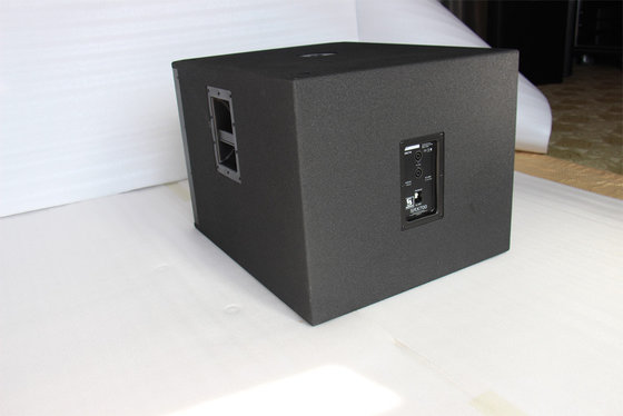 Altavoces de subgraves activos accionados de alto rendimiento de DJ del disco del subwoofer del PA con 8 ohmios de impedancia