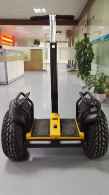 Super Sport Electric Scooter With Handle For Trip And Entertainment