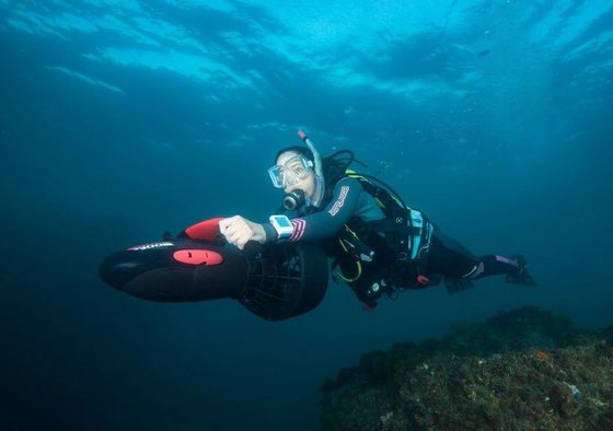 Electric Water Scooter With Camera , 300w Underwater Handheld Propeller