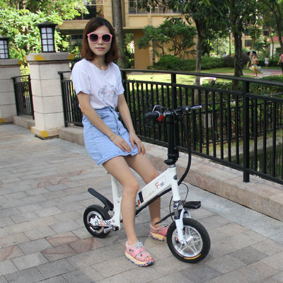 Mini Folding Electric Bike Scooter Bicycle Lighter Aluminum 6061 Black / White Color