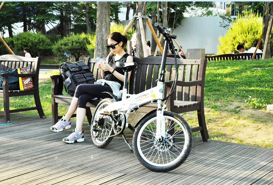 Aluminum Alloy Material Lightweight Folding Bike , Folding Electric Bicycle Disc Brake