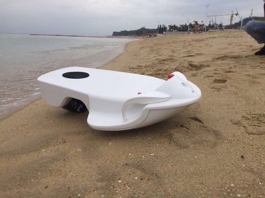 ABS Material Electric Powered Sea Scooter 20A 36V Contact Type Charging Method