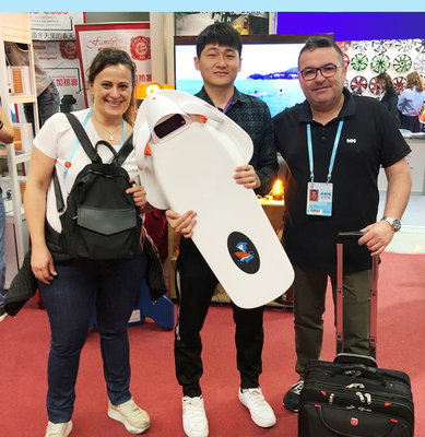 Removable Lithium Battery Electric Powered Sea Scooter 3200 W 12 AH 36 V Durable