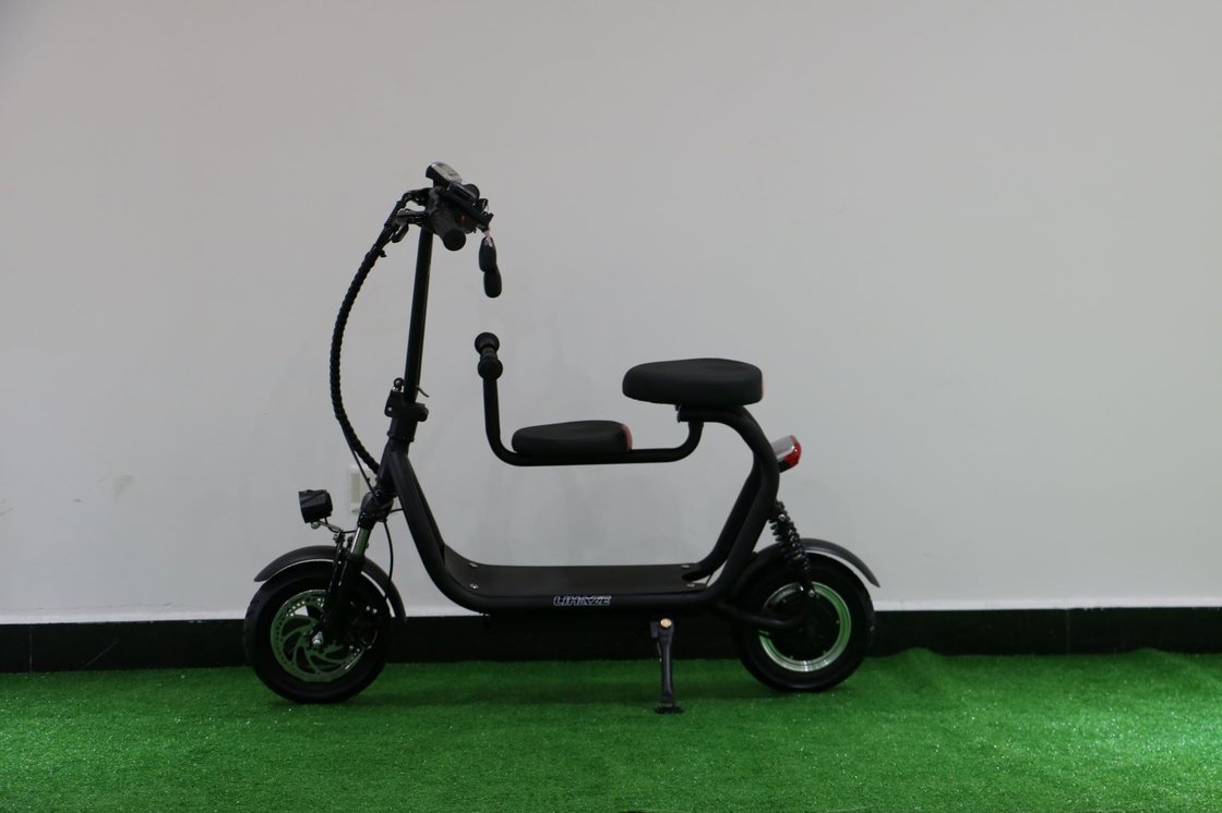10 Inch Foldable Electric Bicycle Scooter 350 W Brushless Motor Reduces Space