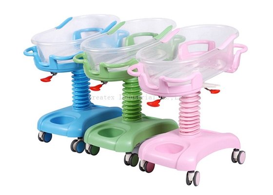 Plastic Bassinet Pediatric Hospital Bed , Hospital Baby Cart Weight Measuring Available