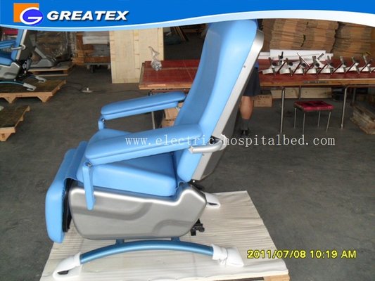 Blue Color Blood Test Chair Safe Comfortable Manually Adjust Leg Section