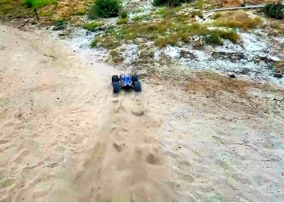 Metal Chassis RC Electric Monster Truck Remote Control Car High CG