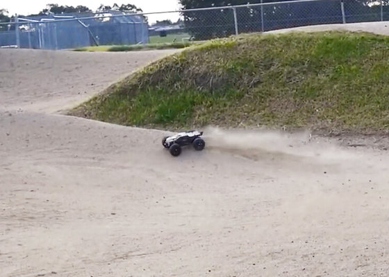2.4 GHZ Brushless RTR RC Cars 1 10 Electric Two Channel High Performance
