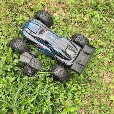 1/10th Brushless Waterproof 120A 4WD Electric RC Car With Blue Color