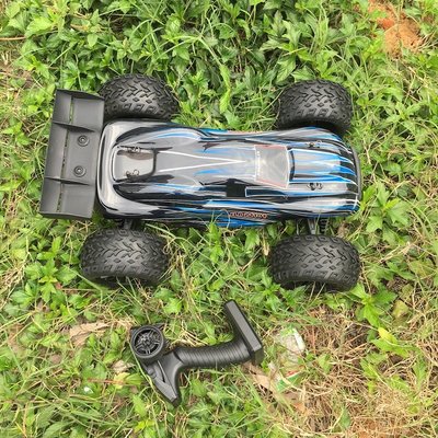 4WD 1/10th  Waterproof  Electric  Brushless Violence Somersault Racing RC Car