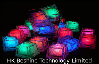 Rechargable RGBW Color LED Illuminated Ice Cubes With Lights Square Shape