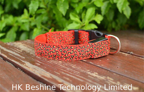 Fationable Leopards Decorative Pattern Illuminated Pet Collars Waterproof