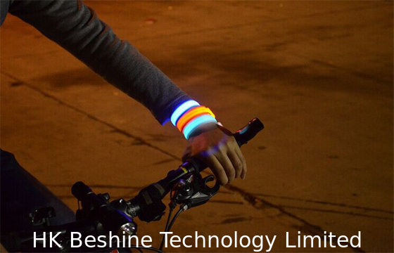 High Brightness LED Flashing Wristband With Optical Fiber Strip Lights
