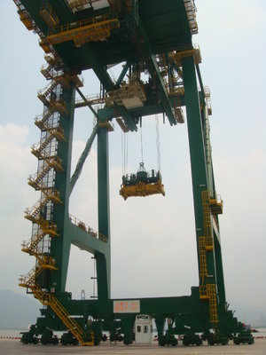 for operation manufacture electric hydraulic rotatary telescopic container spreader