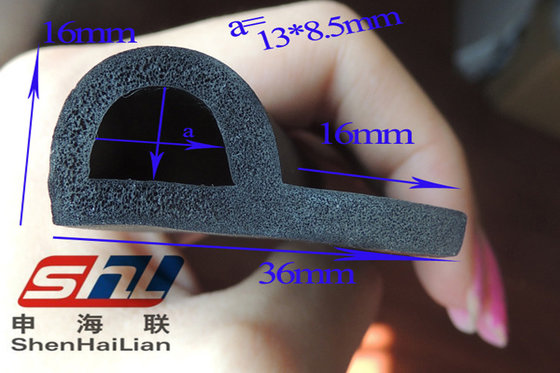 High Density Foam Rubber Seals , EPDM Gasket With Vulcanization Craft