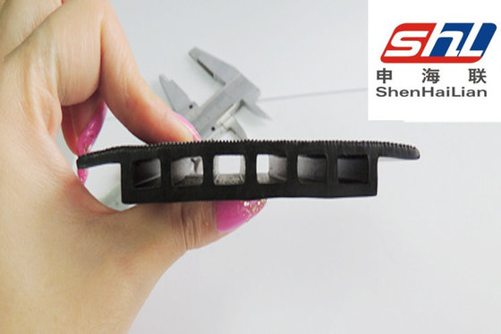 SGS Black EPDM Rubber Seal For Windows , Extruded Rubber Profiles 70 Durometer