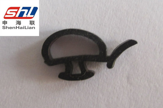Custom EPDM Rubber Weather Seal Strips For Window , Black Window Seal Profiles