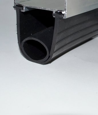Custom Silicone / EPDM Rubber Seal , U / L Shaped Rubber Seal Extrusion Profiles