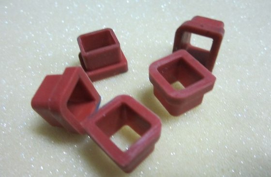 OEM Custom Molded Rubber Parts Shock Absorber Rubber Feet Sleeve Abrasion Resistant