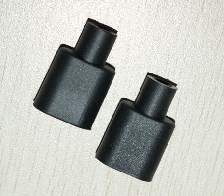 Waterproof Molded Rubber Plug Custom Rubber Parts High Sealing Performance