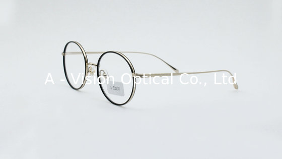 Unisex Titanium EyeglassesFrame Clear Lens New creative designer collection supplier