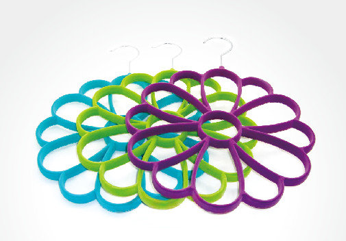 Round Flower Velvet Scarf Hanger Green / Blue For Necklace / Stocking