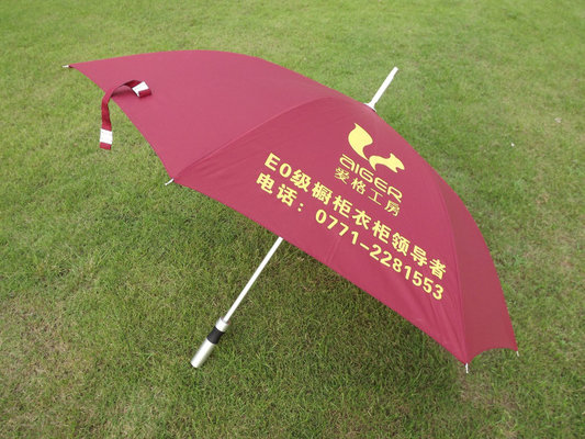 Parapluies faits sur commande protégeant du vent durables de golf d'évent de roue pour l'affichage extérieur