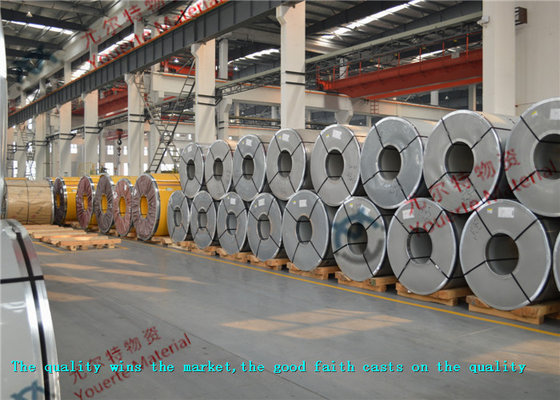 AISI JIS DIN ASTM 316L のステンレス鋼のコイルは国内の 1000mm - 6000mm の長さのために冷間圧延しました