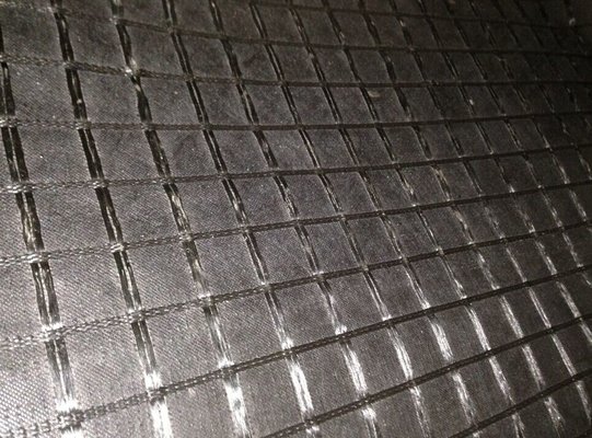 White Color Impregnated Composite Geotextile With Fiberglass Geogrid