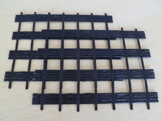 20Kn - 600Kn Asphalt Reinforcement Geogrid For Driveways Black Color