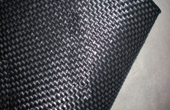 Retaining Wall  Woven Geotextile Fabric , CE Certificated Heavy Duty Landscape Fabric