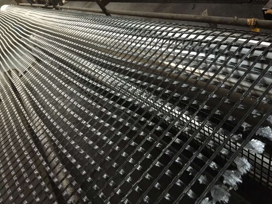 50KN/M - 200KN Retaining Wall Reinforcement Mesh , Pavement Reinforcement Fiberglass Geogrid