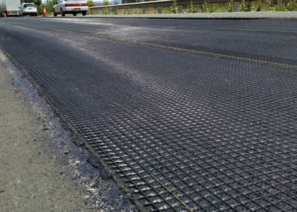High Tensile Strength Geogrids In Pavement Construction , Geogrid Reinforcing Fabric