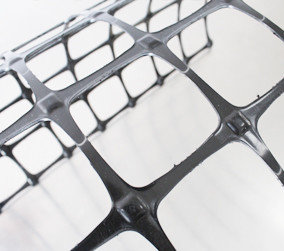 Asphalt Reinforcement / Retaining Wall Geogrid Corrosion Resistant Anti Aging