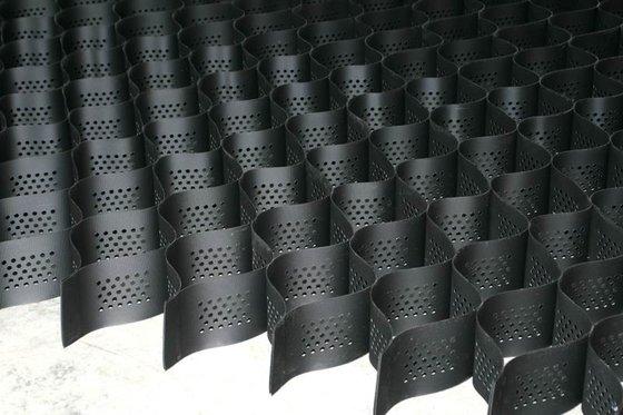 Smooth Surface Plastic Slope Protection Geocell , Steep Slope Stabilization Products