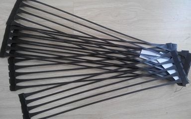 High Intensity PP Plastic Uniaxial Geogrid 25KN/M for Retaining Wall