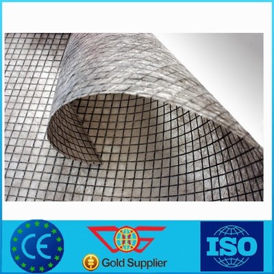 High Tensile Fiberglass Geogrid Composite Geotextile With Glu , Width 1 - 5.8m